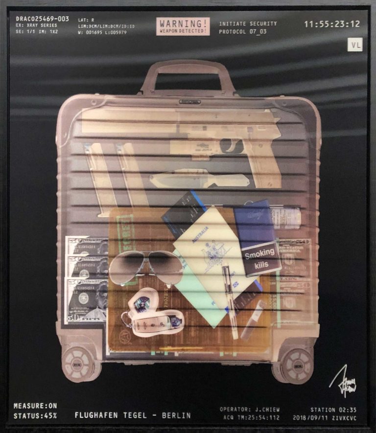 Lenticular x ray bag Rimowa | Artwork by James Chiew | Galeria HMH ...