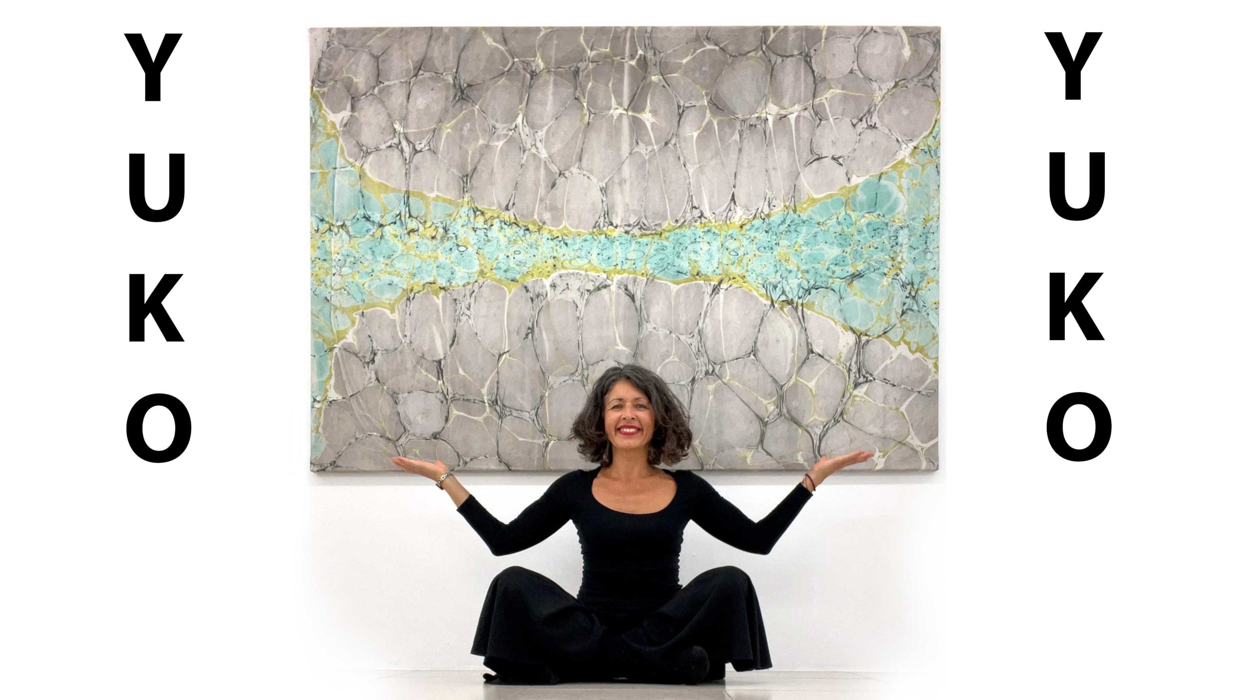 Visit to the gallery and new flowing artworks by YUKO | Galeria HMH ...